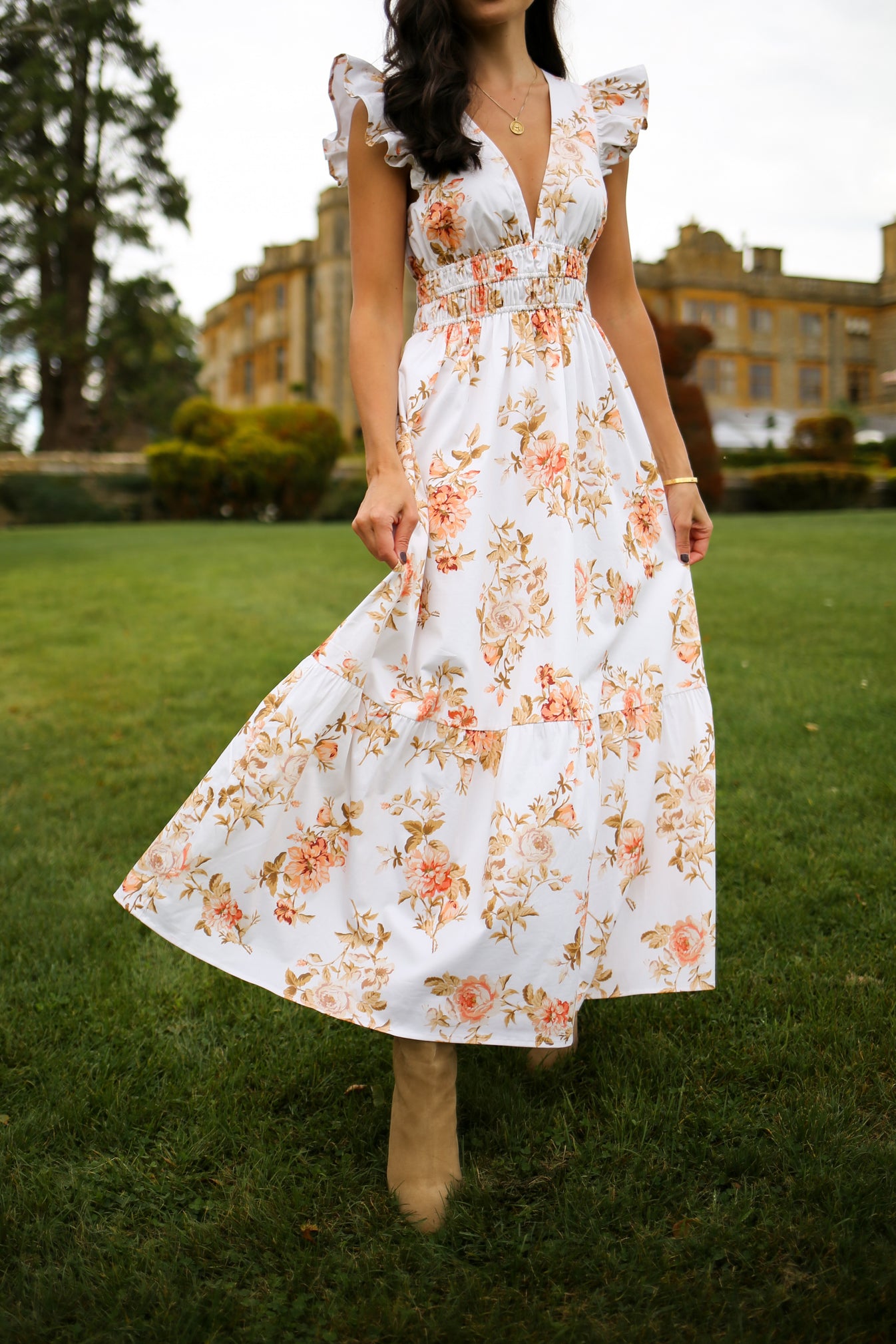 West Village Dress in Peach Floral – Everyone Loves The Weekend