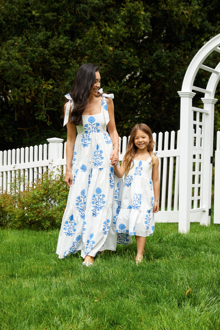 Nantucket Dress – Everyone Loves The Weekend