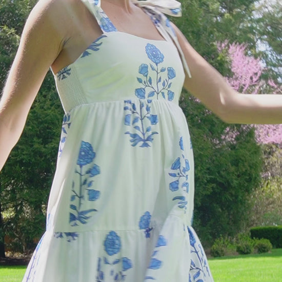 Nantucket Dress – Everyone Loves The Weekend