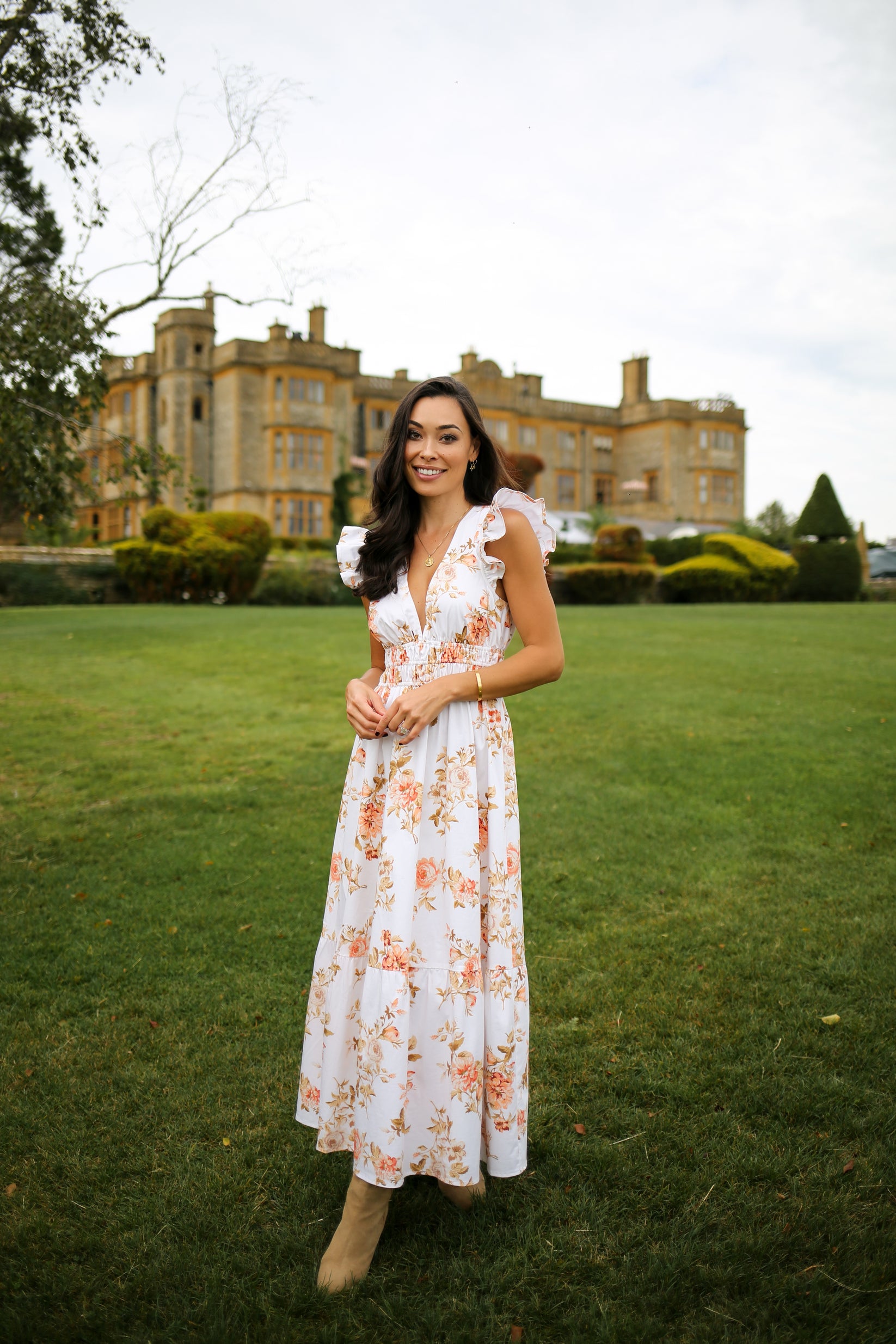 West Village Dress in Peach Floral – Everyone Loves The Weekend