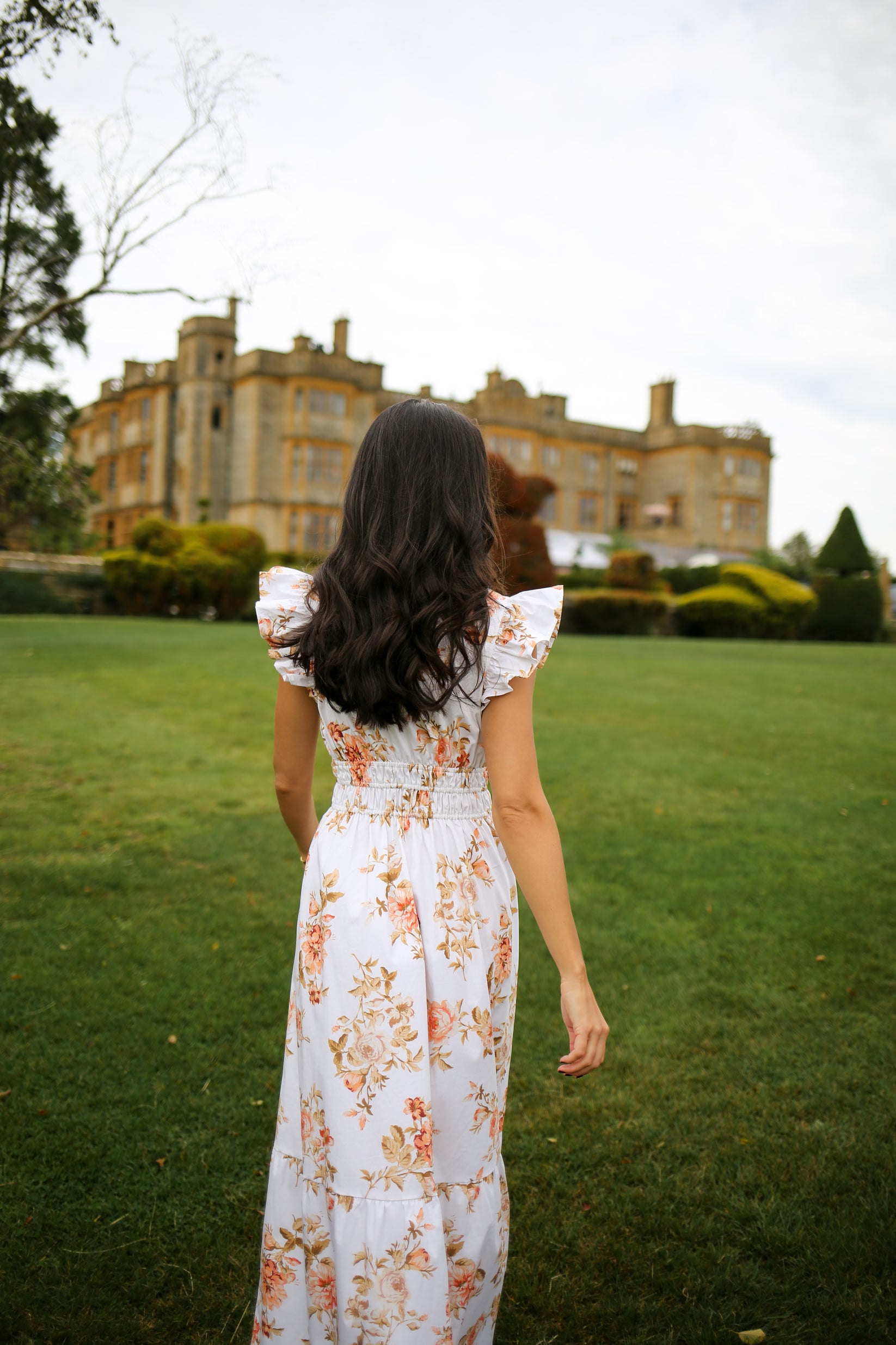 West Village Dress in Peach Floral – Everyone Loves The Weekend